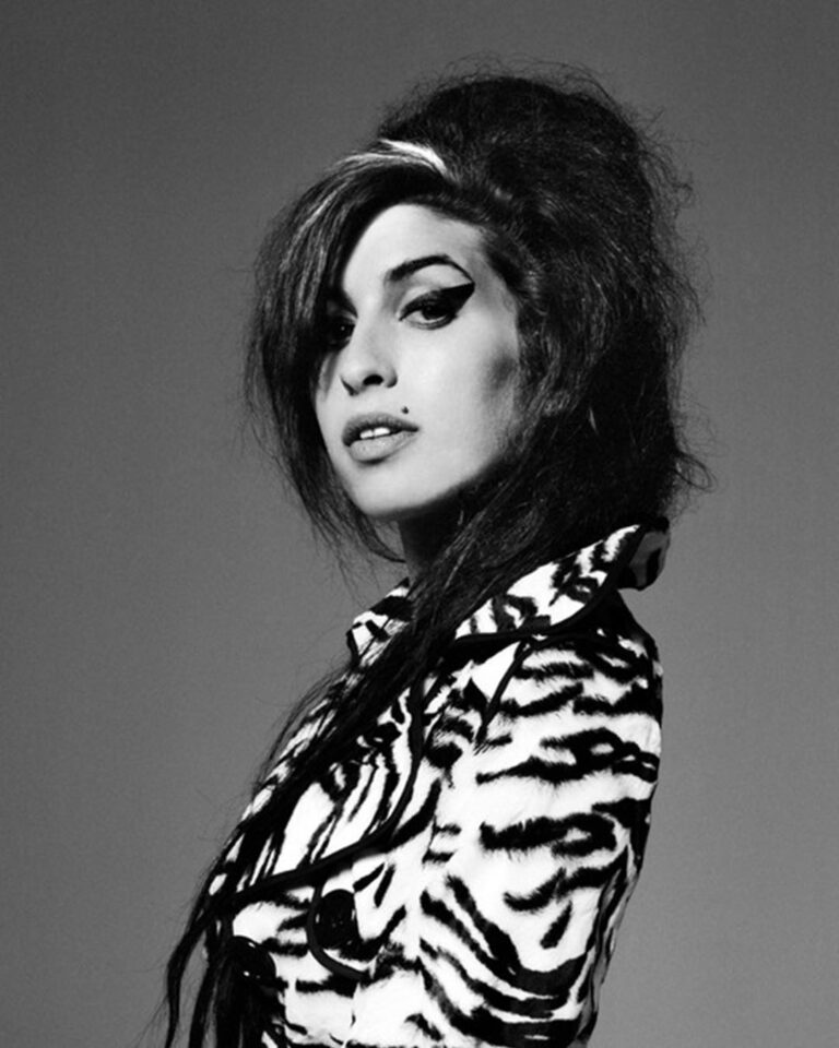 Amy Winehouse Merch - Online Shop